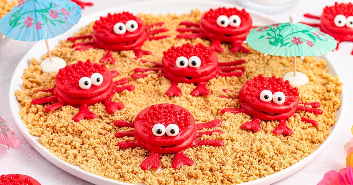 Cute Oreo Crab Cookies - Bite-Sized Bash