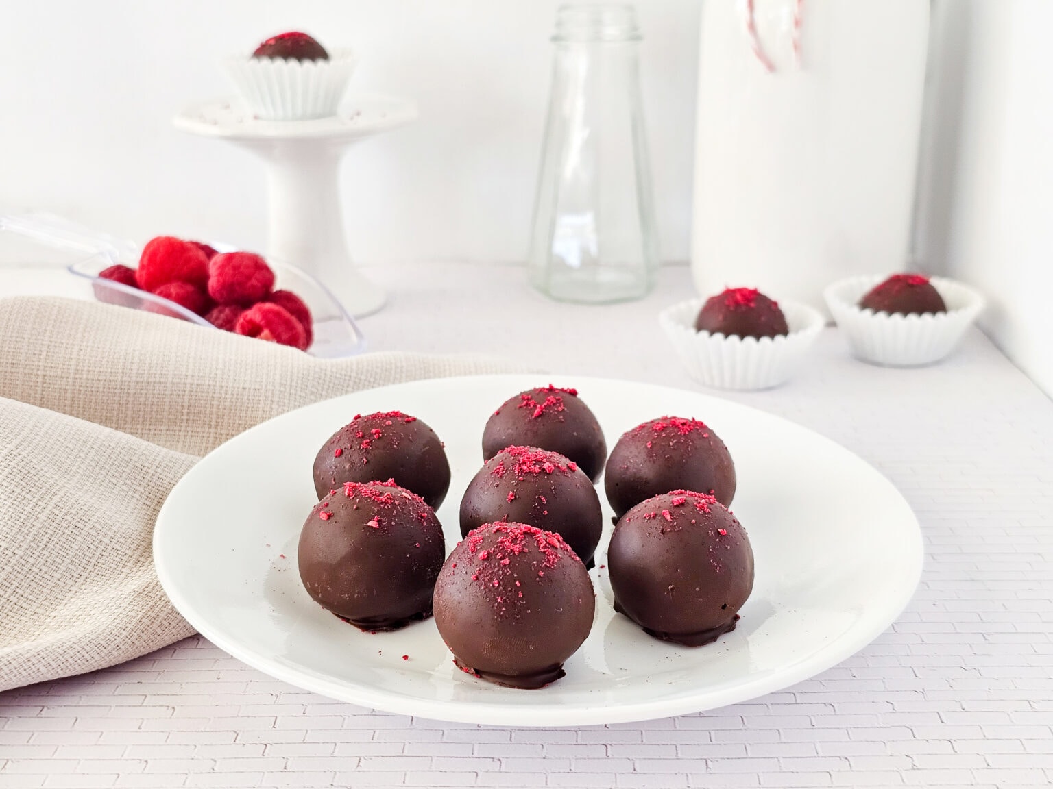 Raspberry Chocolate Truffles - Bite-Sized Bash