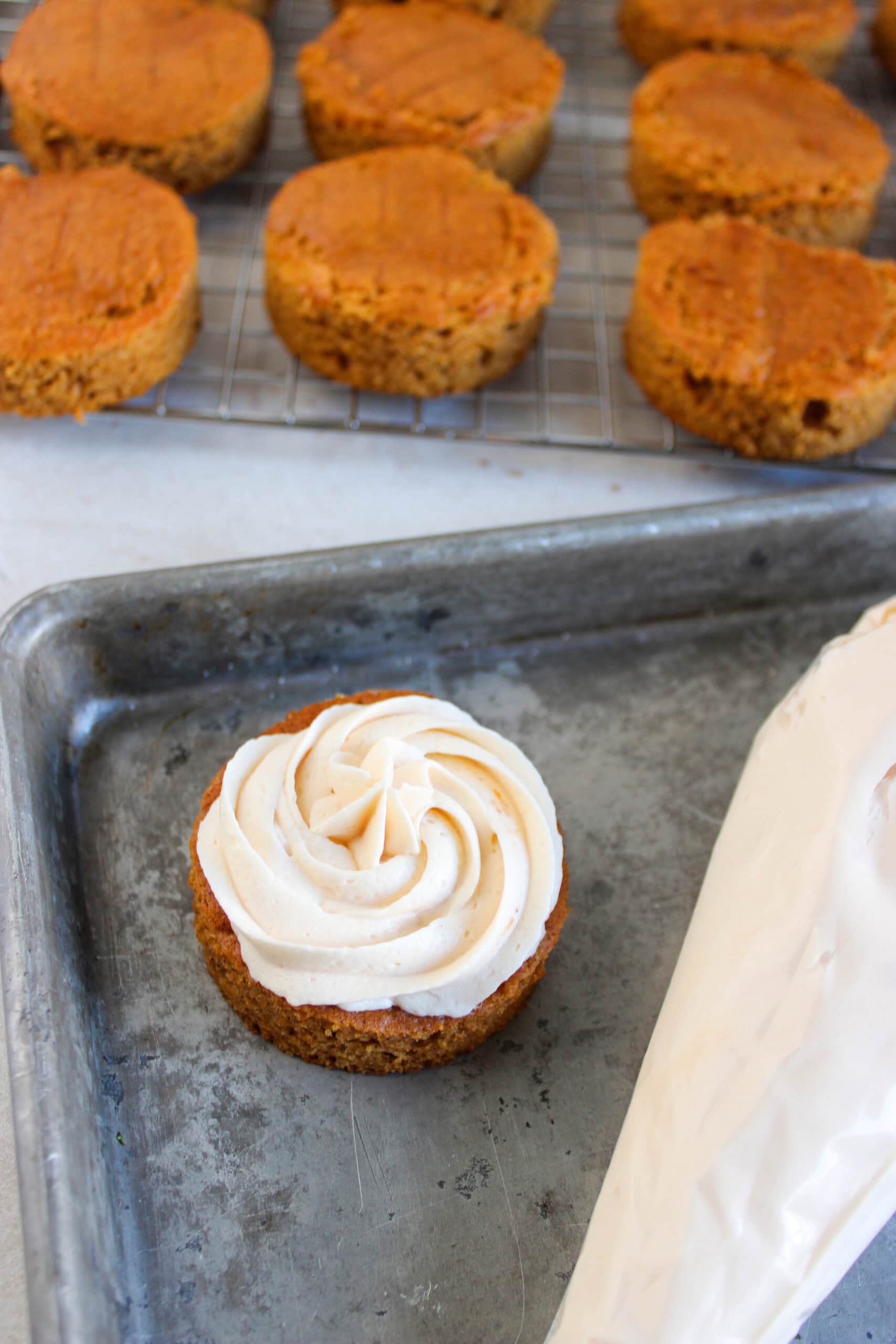 Mini Pumpkin Cakes with Caramel Buttercream Frosting - Bite-Sized Bash