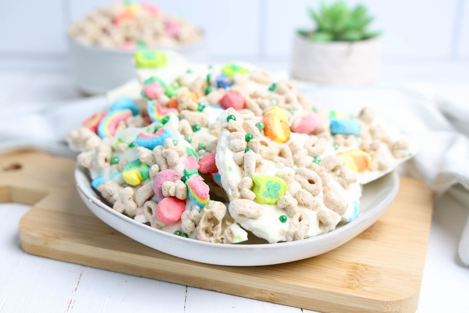 Lucky Charms Bark - Bite-Sized Bash