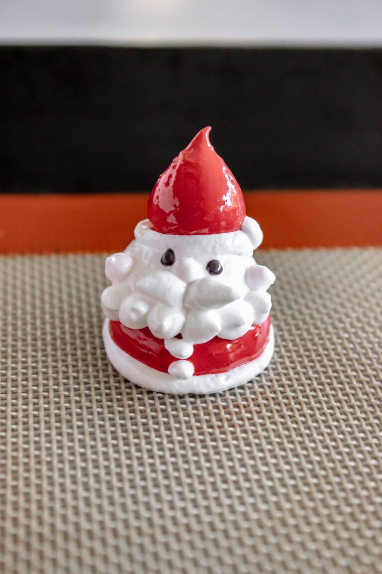 Santa Claus Meringue Cookies - Bite-Sized Bash