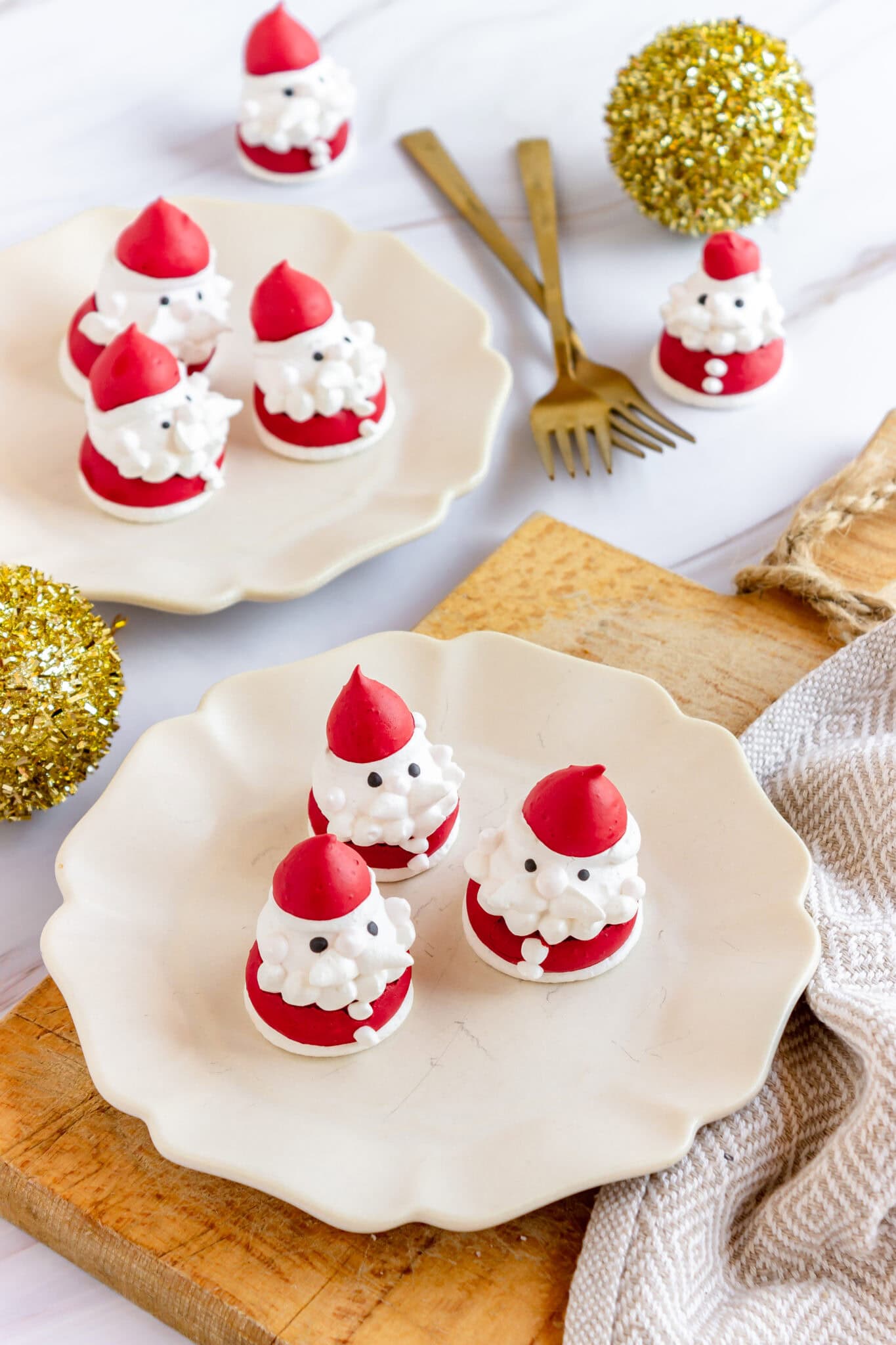 Santa Claus Meringue Cookies - Bite-Sized Bash
