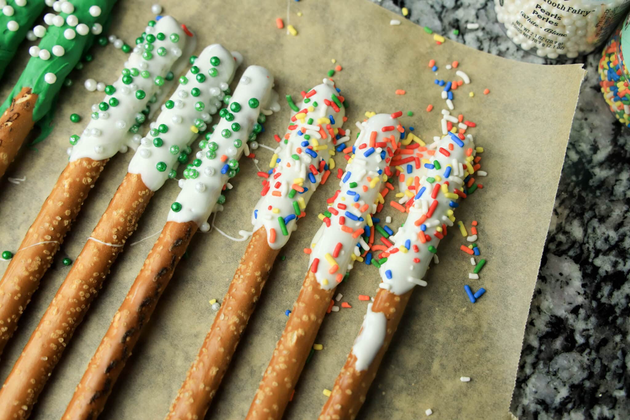 St. Patrick's Day Pretzel Rods - Bite-Sized Bash