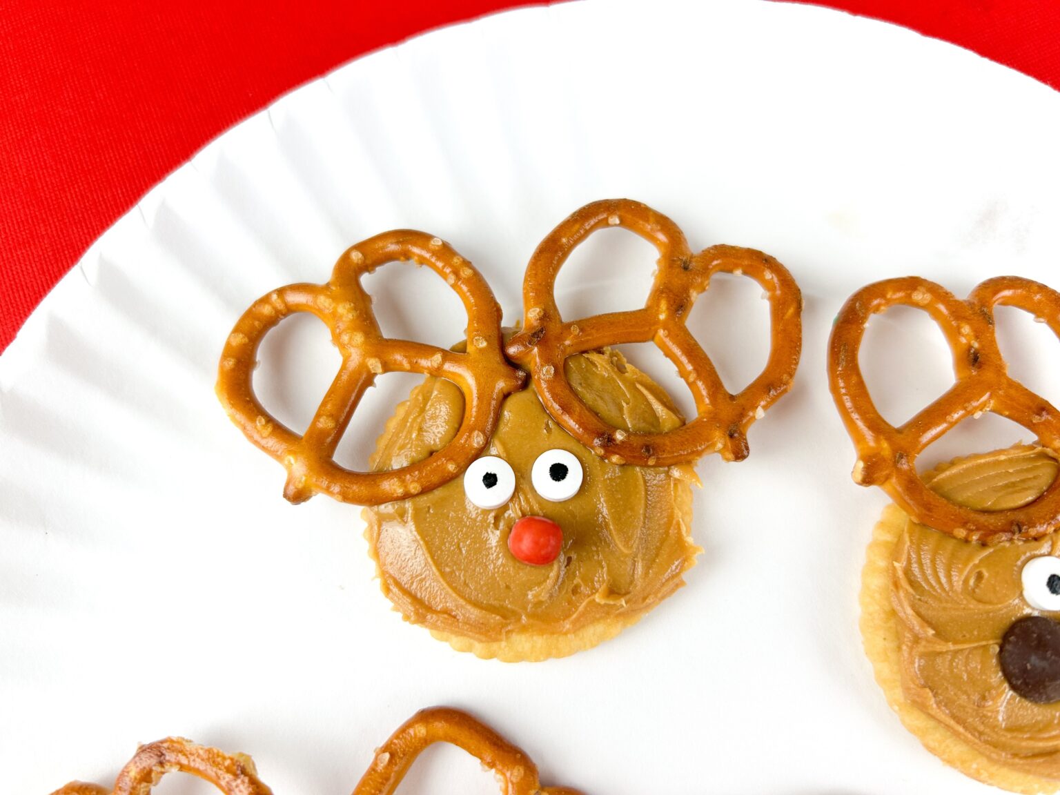 Ritz Reindeer Snacks - Bite-Sized Bash