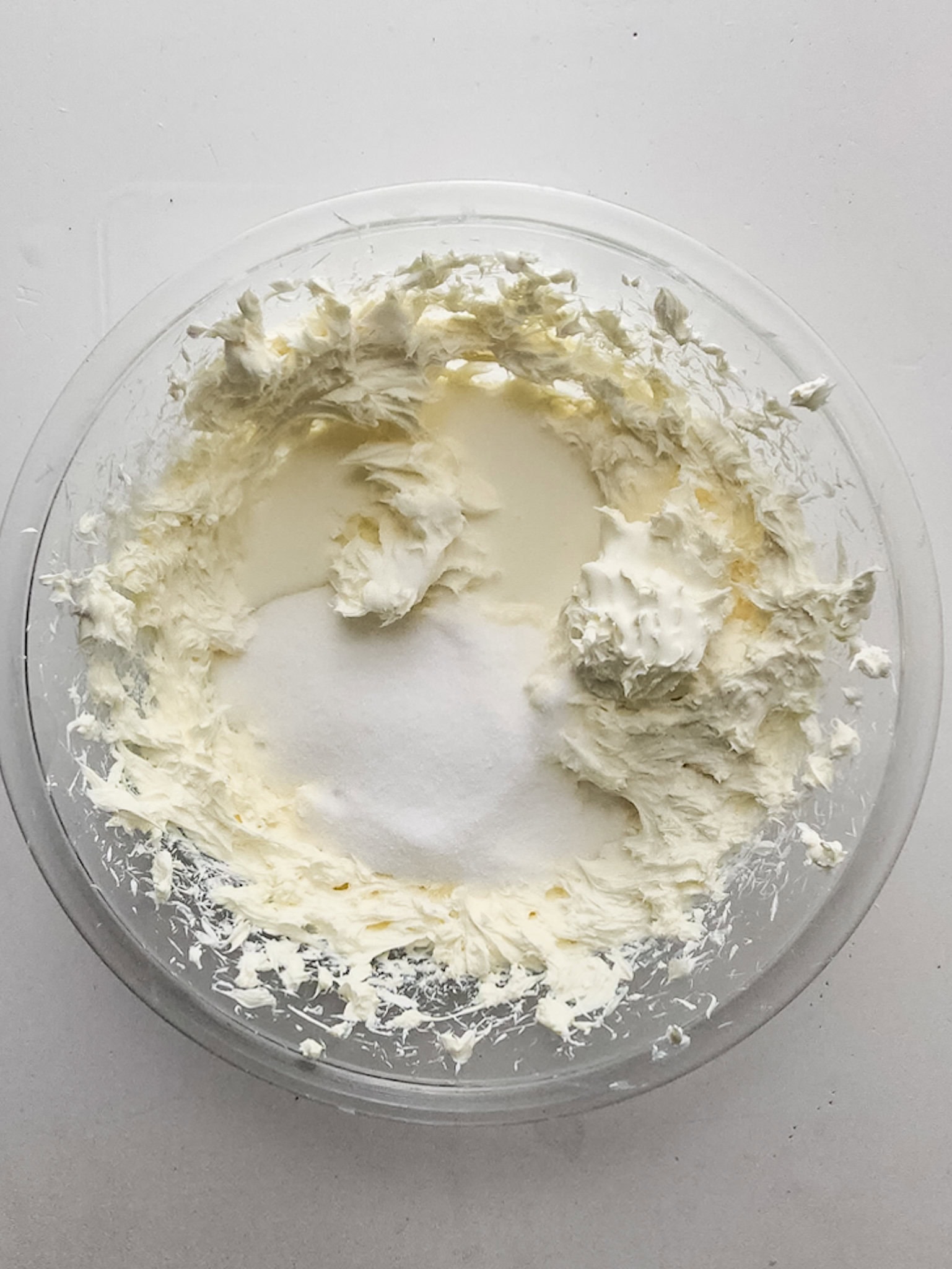 Oreo, Caramel, and Chocolate Heaven: Snickers Cheesecake Recipe - Bite-Sized Bash