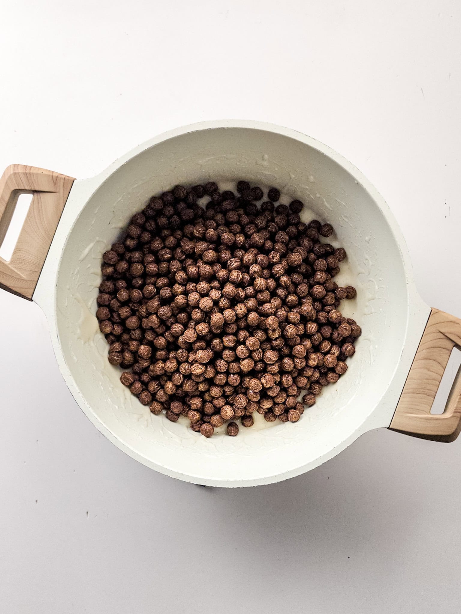 Marshmallow Cocoa Puff Brownies: The Perfect Combination of Fudge and ...