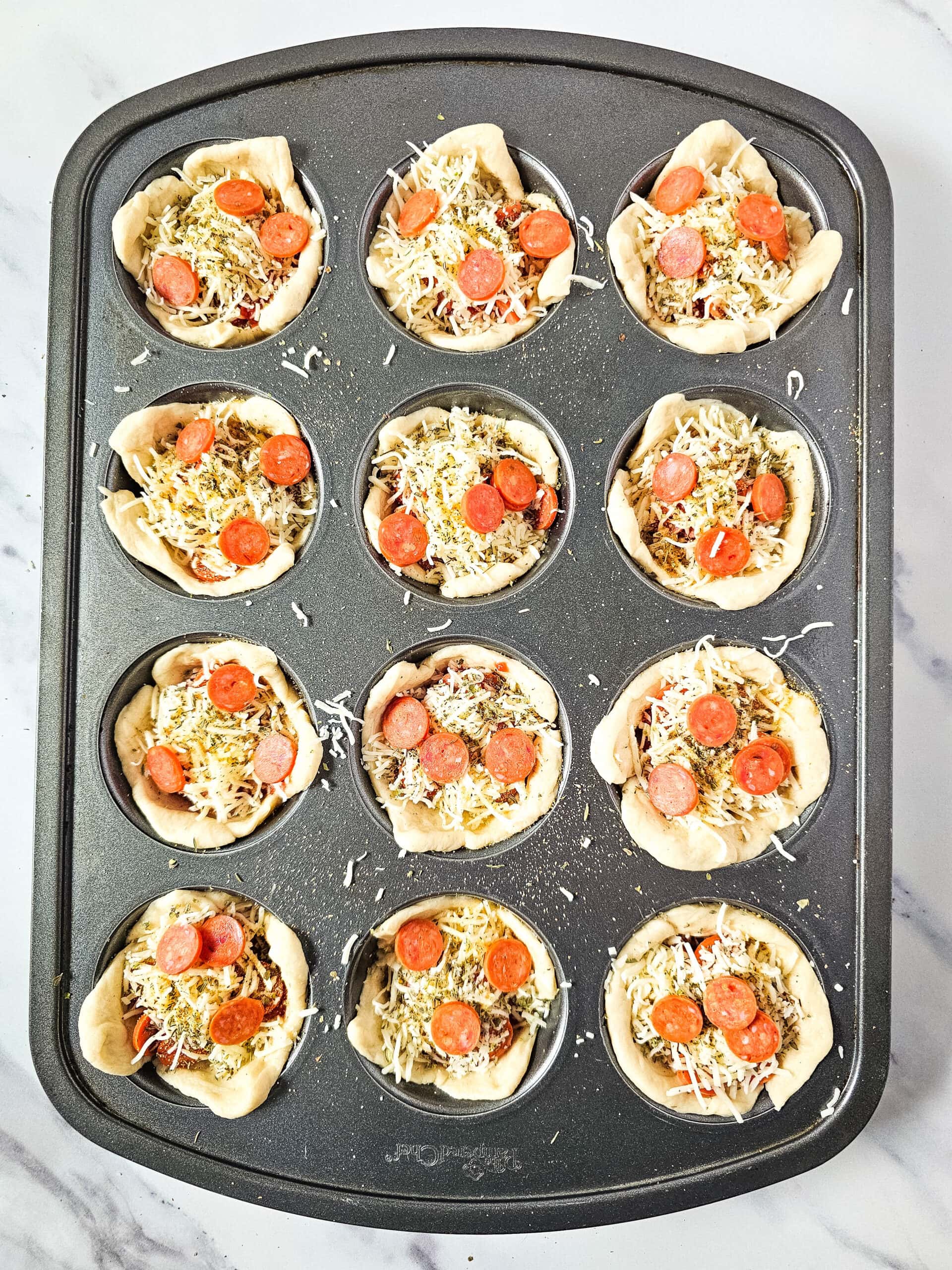 Easy-to-Make Pepperoni Pizza Puffs Recipe - Bite-Sized Bash