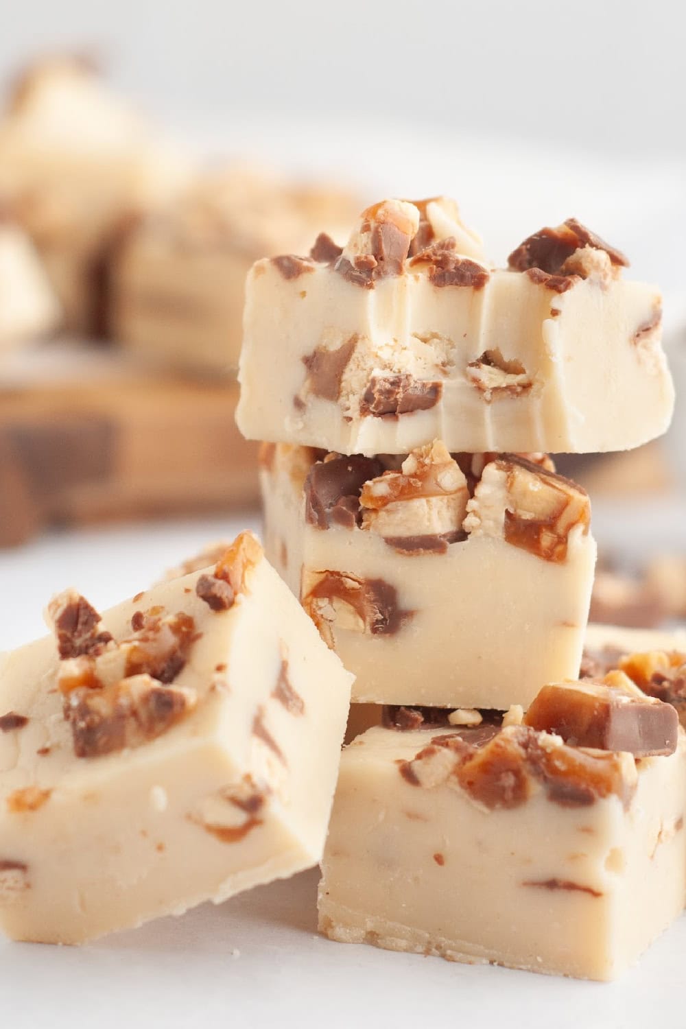 20 Crowd-Pleasing Dessert Bars for Any Occasion - Bite-Sized Bash