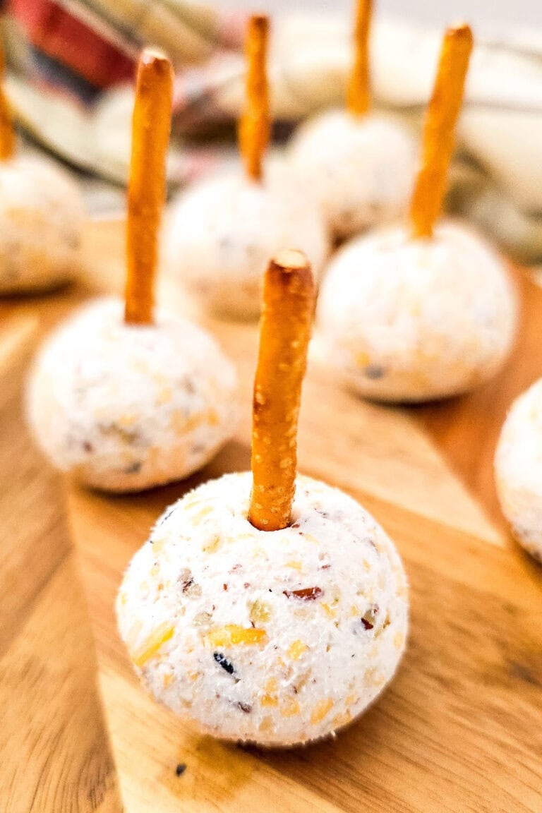 35+ Bite-Sized Friendsgiving Food Ideas - Bite-Sized Bash