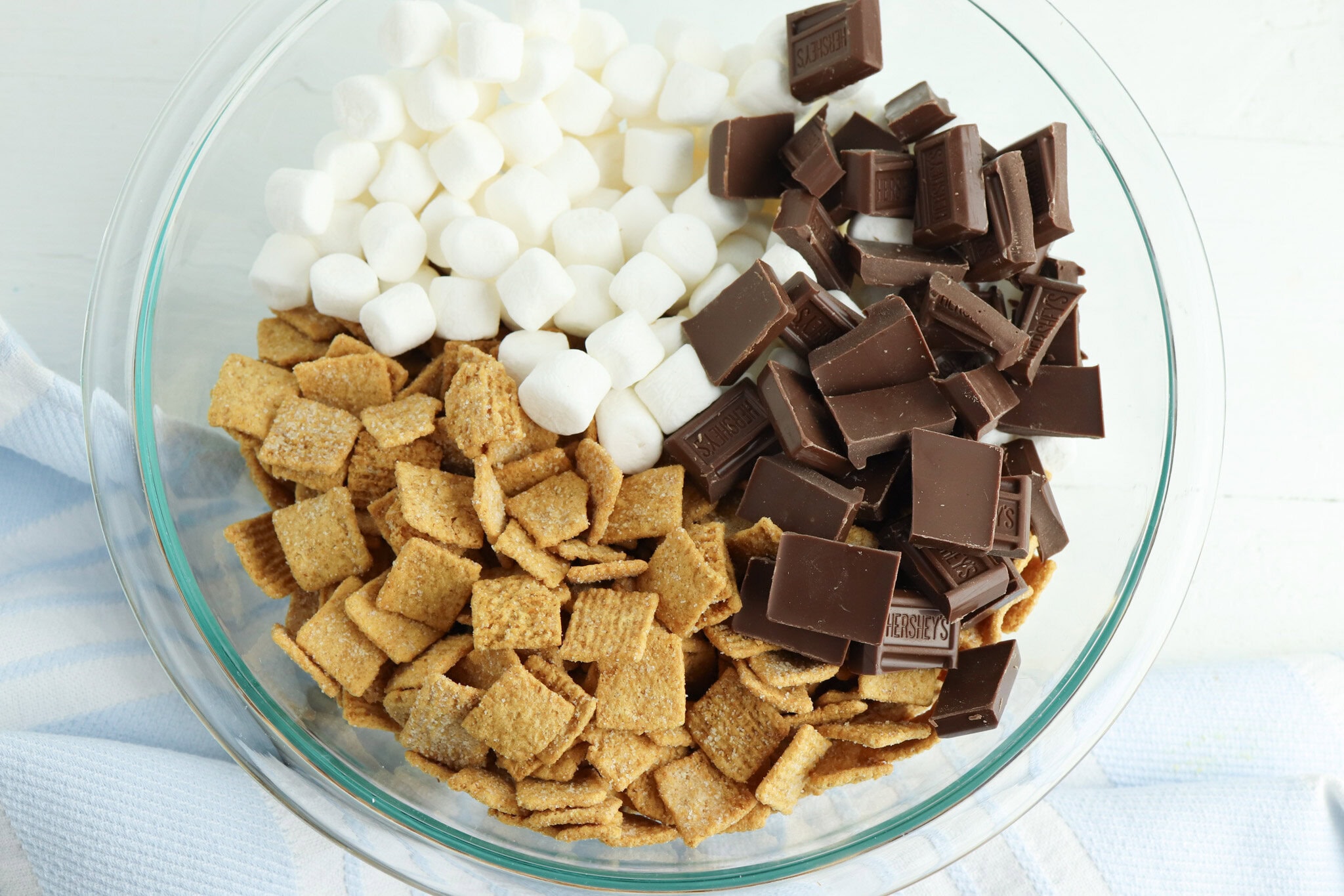 Easiest S'mores Snack Mix - Bite-Sized Bash