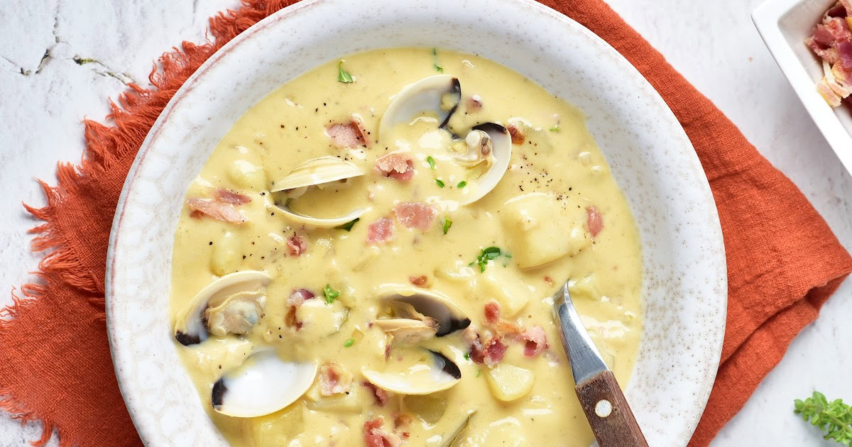 One-Pot Creamy Clam Chowder with Bacon and Potatoes - Bite-Sized Bash