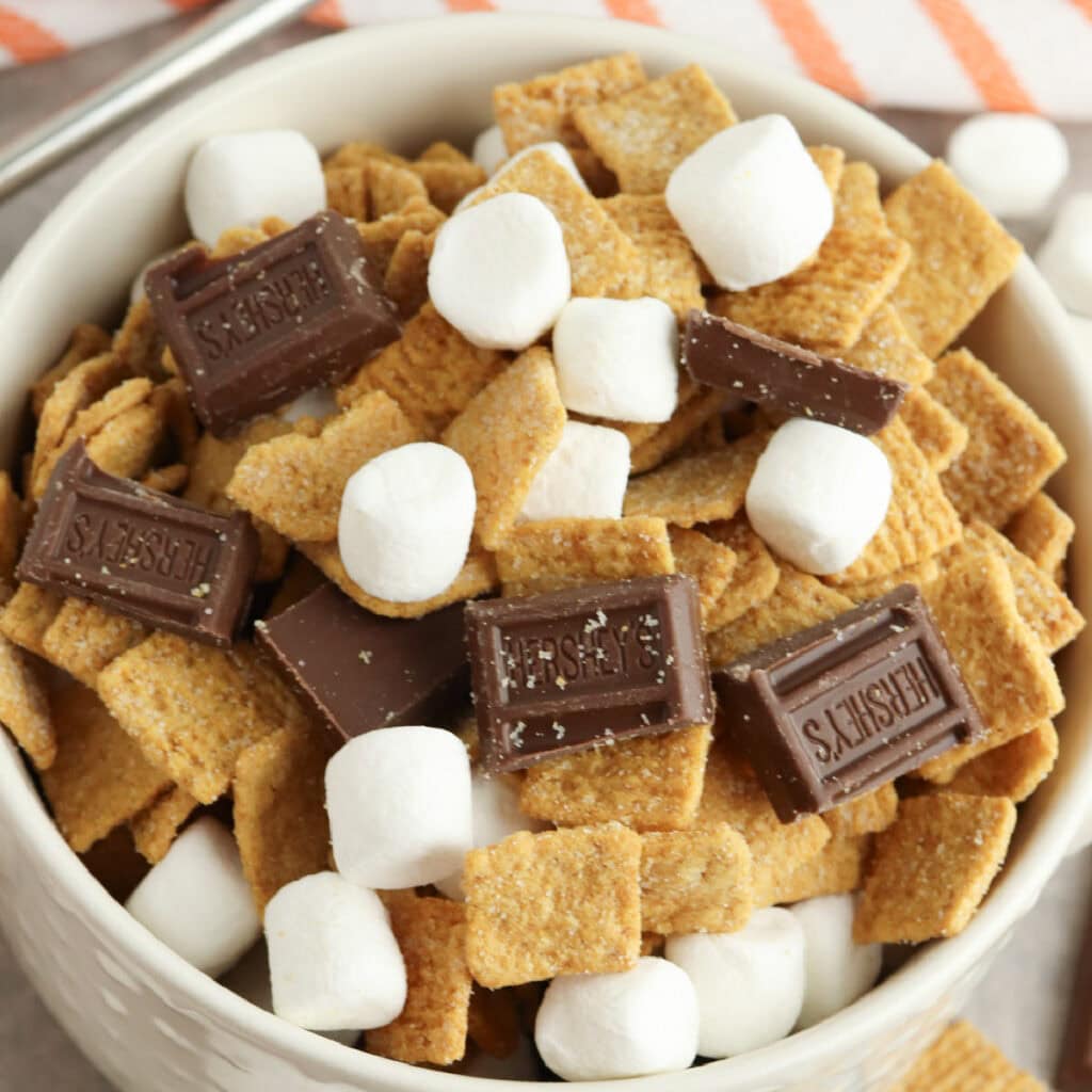 30+ Pink Food Ideas That’ll Make Your Baby Shower Extra Special - Bite ...