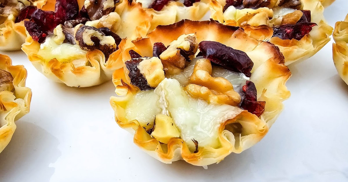 Baked Cranberry and Walnut Brie Bites in Phyllo Shells - Bite-Sized Bash