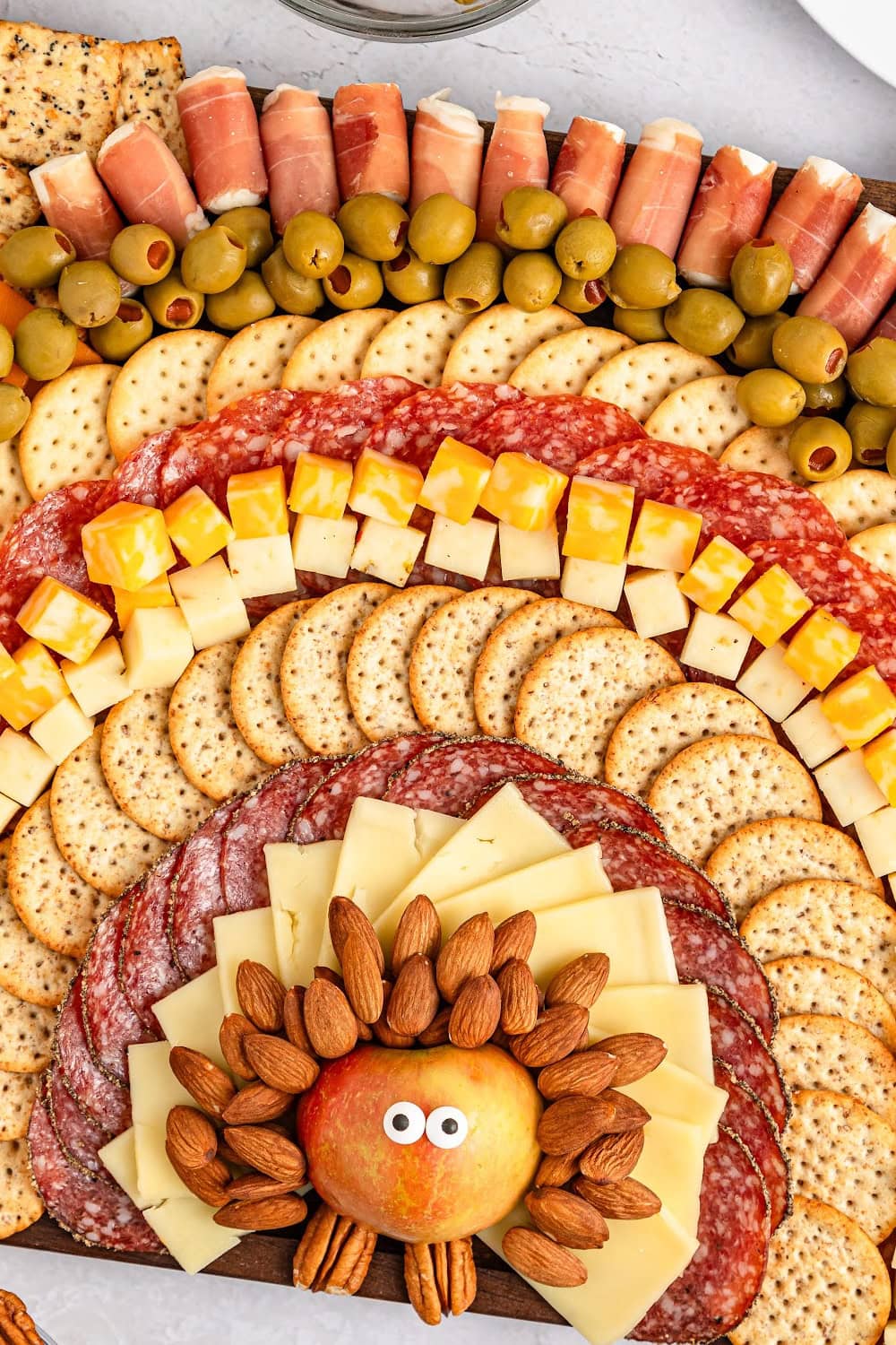 15+ Seasonal Thanksgiving Appetizer Recipes - Bite-Sized Bash