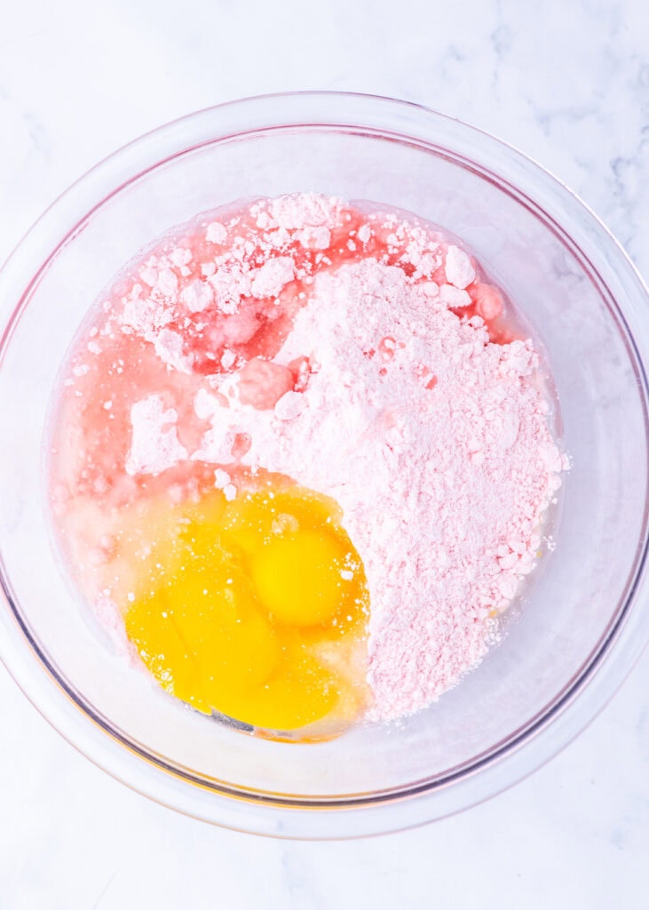 Soft Strawberry Crunch Cake Cookies - Bite-Sized Bash